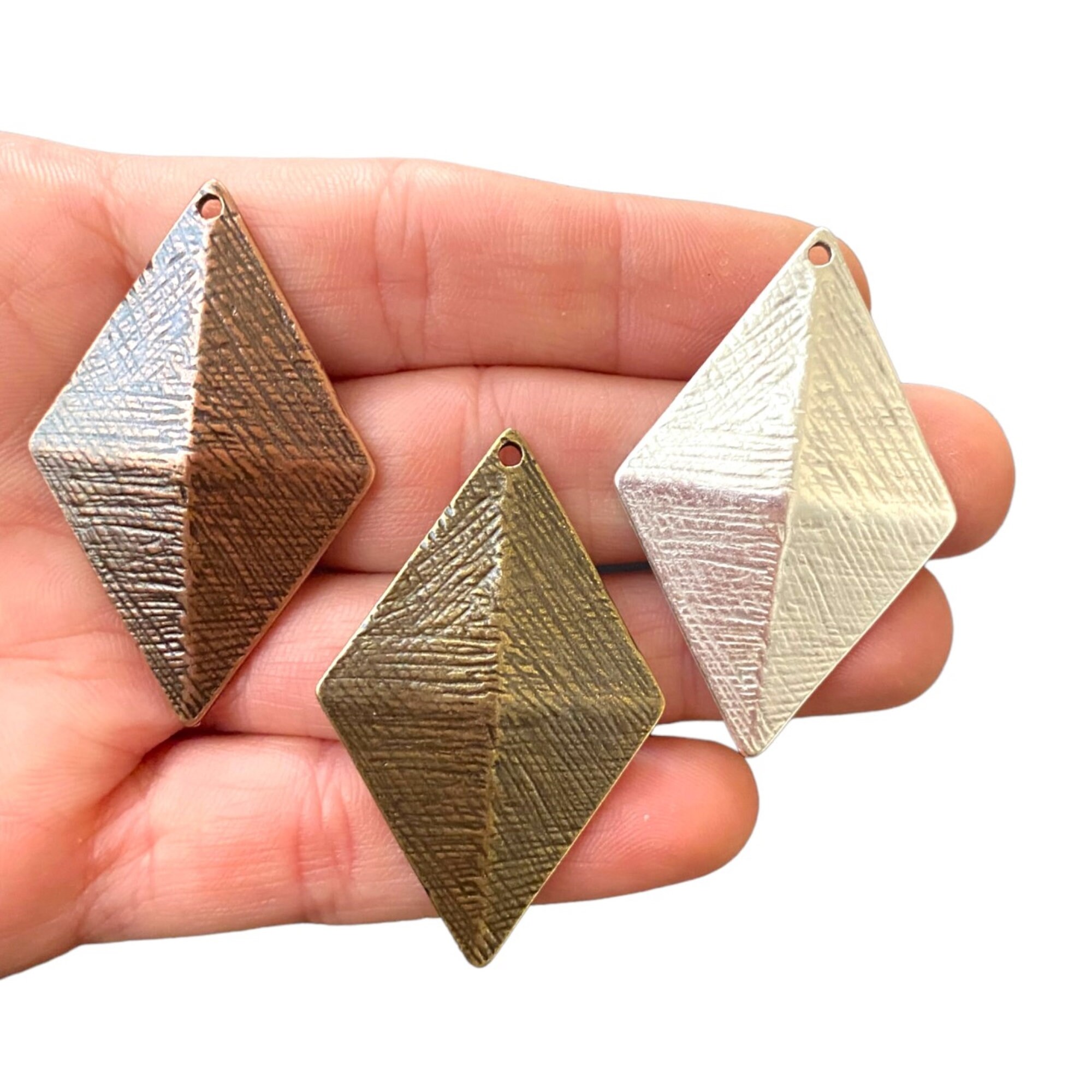 1 Bronze Pyramid Charm Antique Bronze Plated Diamond Shape - Etsy