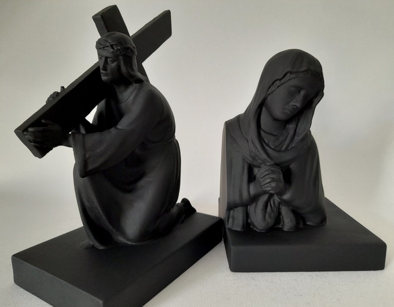 Jesus Christ and Mary Bookends - Etsy