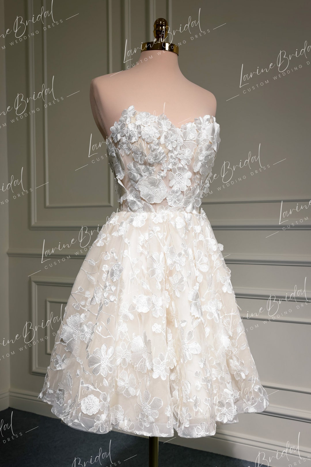 Short Floral Lace Wedding Dress. Mini Wedding Dress in A Line Style ...