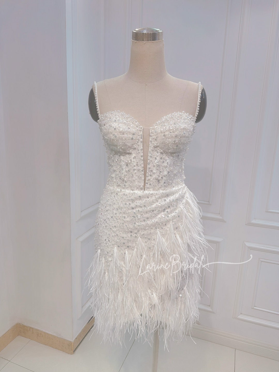 Short Pearl Wedding Dress. Short Feather Wedding Dress. Mini Wedding ...