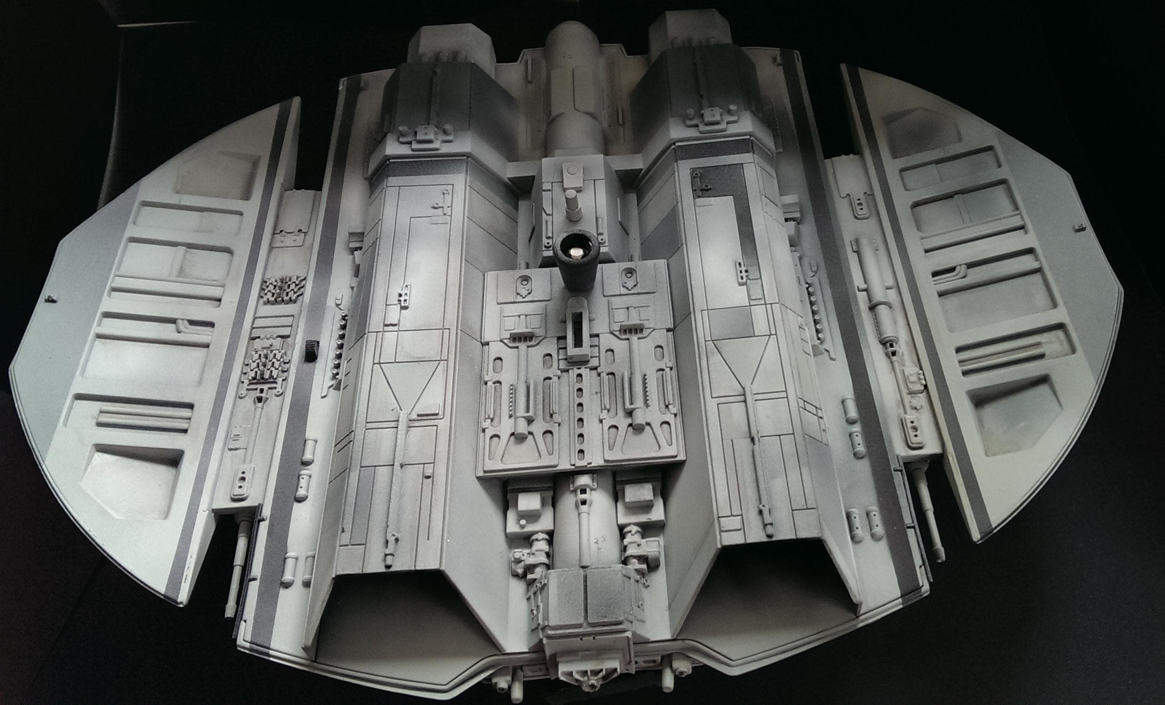 Battlestar Galactica TOS Studio Scale Cylon Raider 1:24 Resin Display ...
