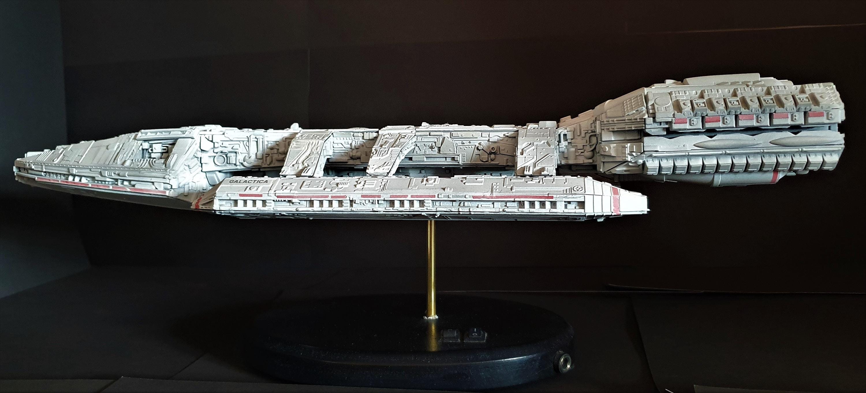 Battlestar Galactica TOS Resin Display Model 1:1600 78cm X 31cm X 16cm ...