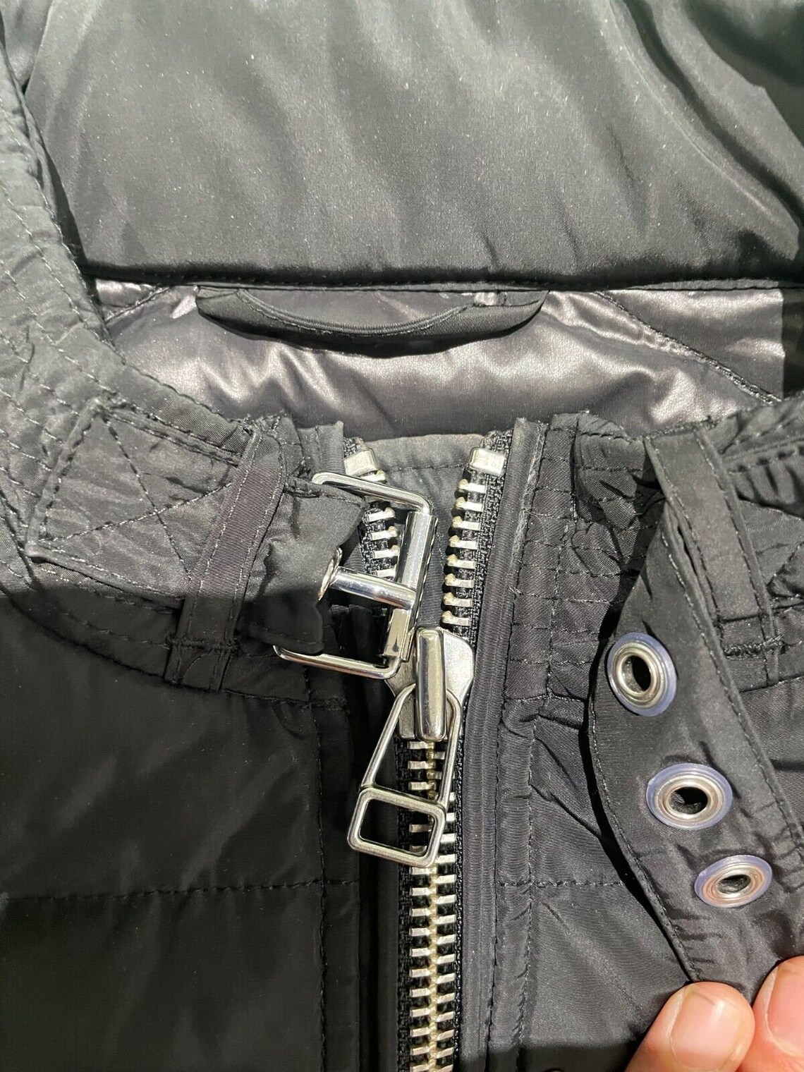 Moose Knuckles Down Light Puffer Jacket Black Neck Buckles Size Women ...