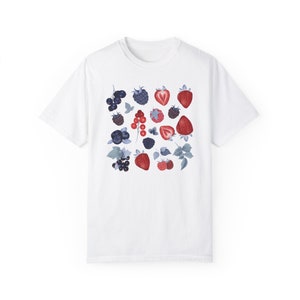 Berry Shirt Fruit Gardening Shirt Aesthetic Summer Tshirt for Women ...