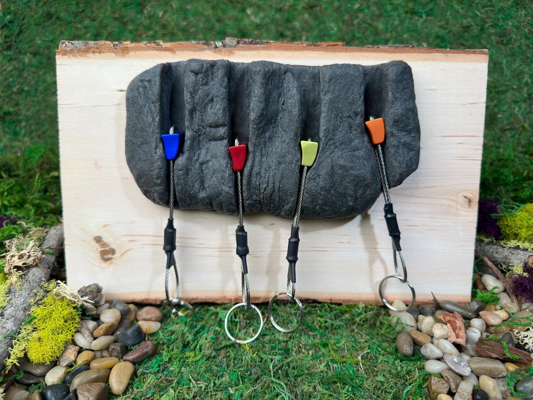 Handmade Rock Climbing Key Holder – Climber Gift With Nut Keychains - Etsy
