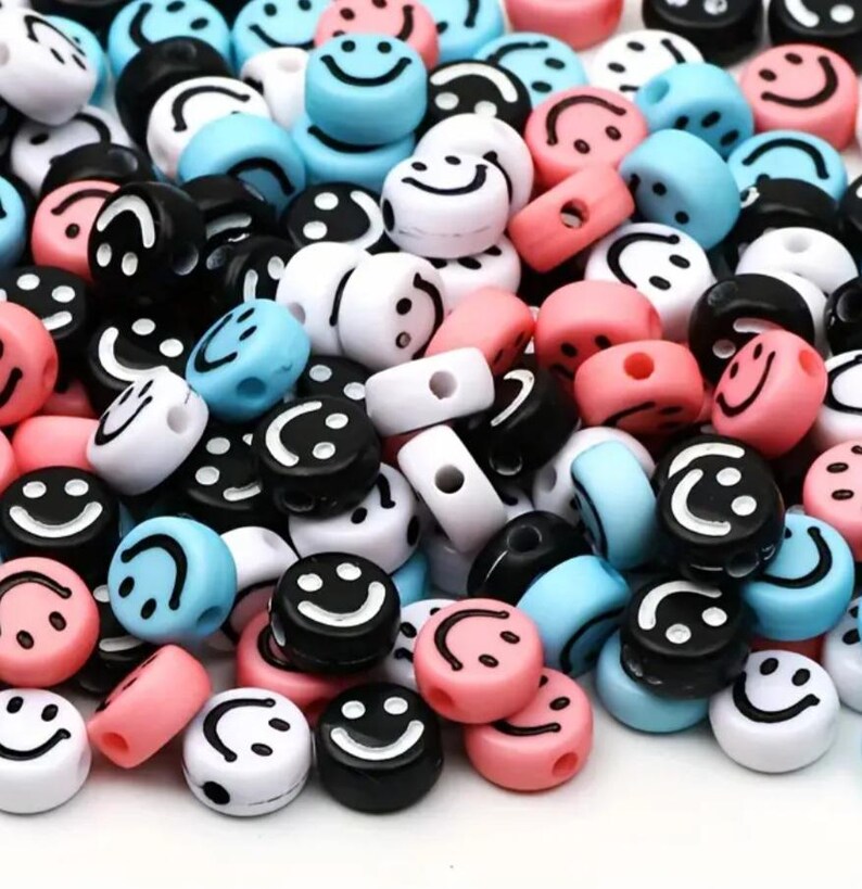 100 Smiley Face Beads in Colours Black Pink and Black for DIY Craft ...