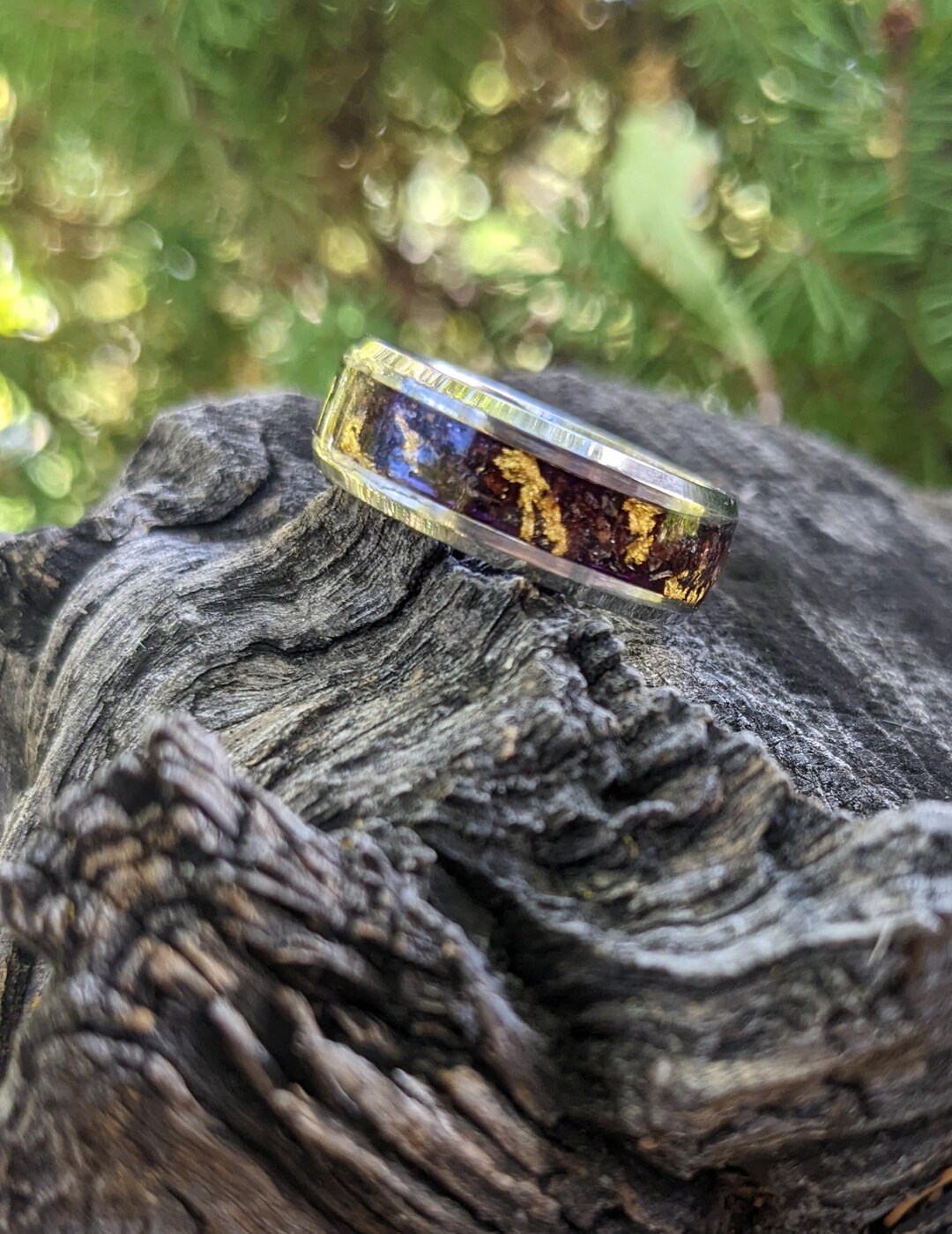 Crushed Red Garnet and Gold Leaf Inlay Ring. I Can Order the Ring Core ...