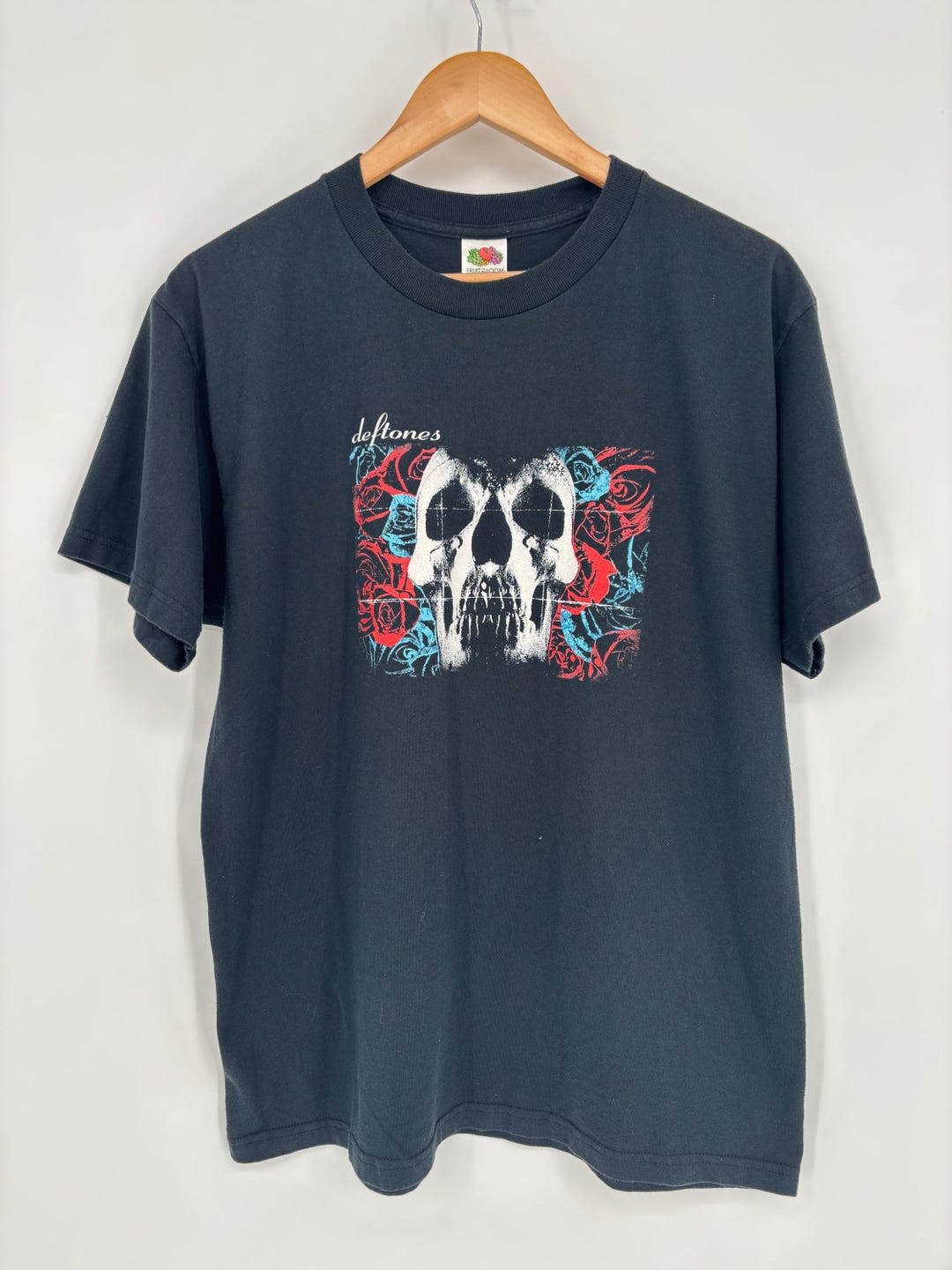 Vintage Deftones Band Tee: Skull & Roses Graphic, Size Large - Etsy