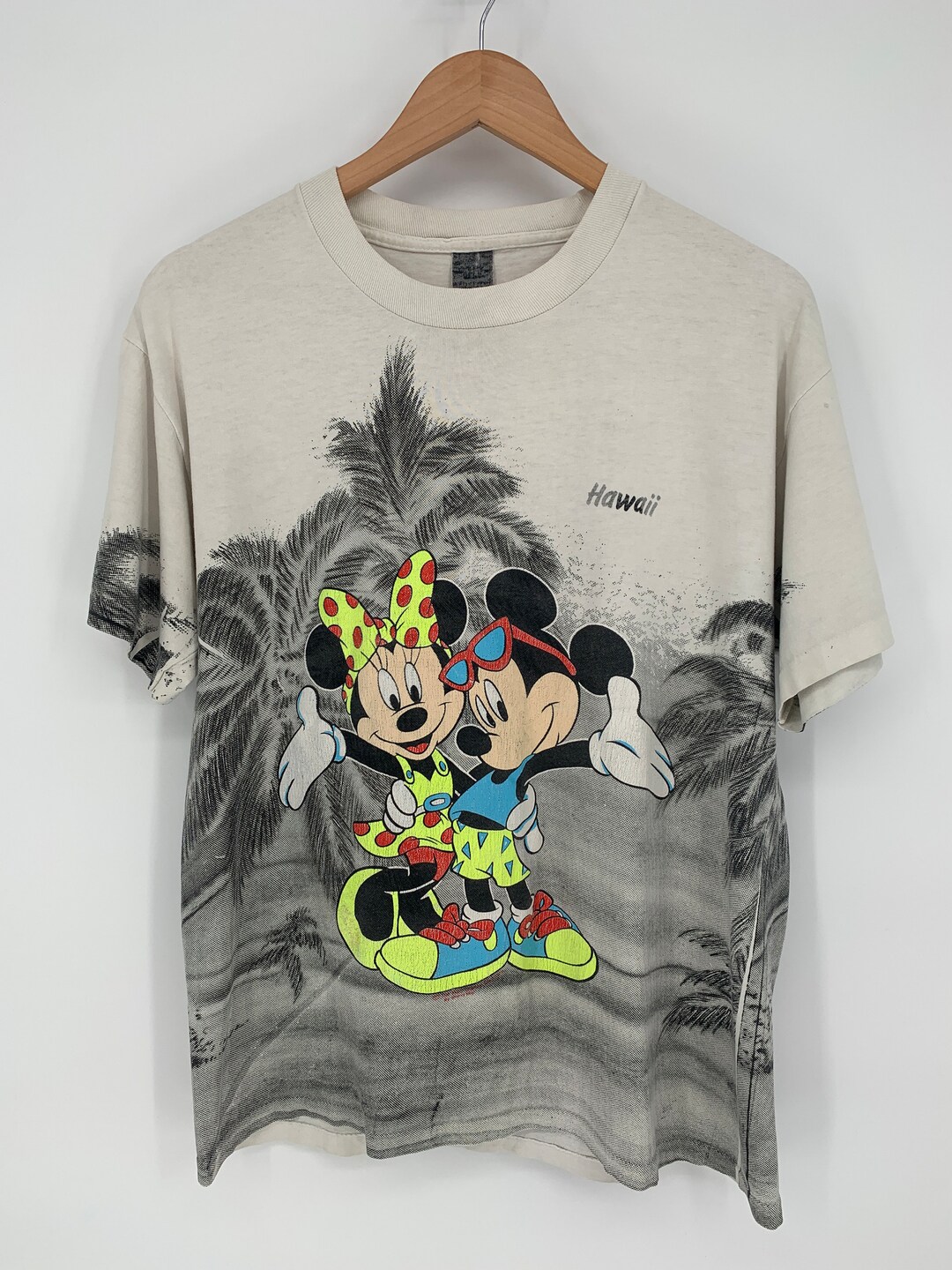 Vintage Disney Mickey and Minnie Hawaii AOP Tee, Excellent Condition ...