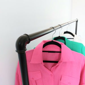 Wheeled Retail Display Rack, Freestanding Pipe Retail Shelving ...