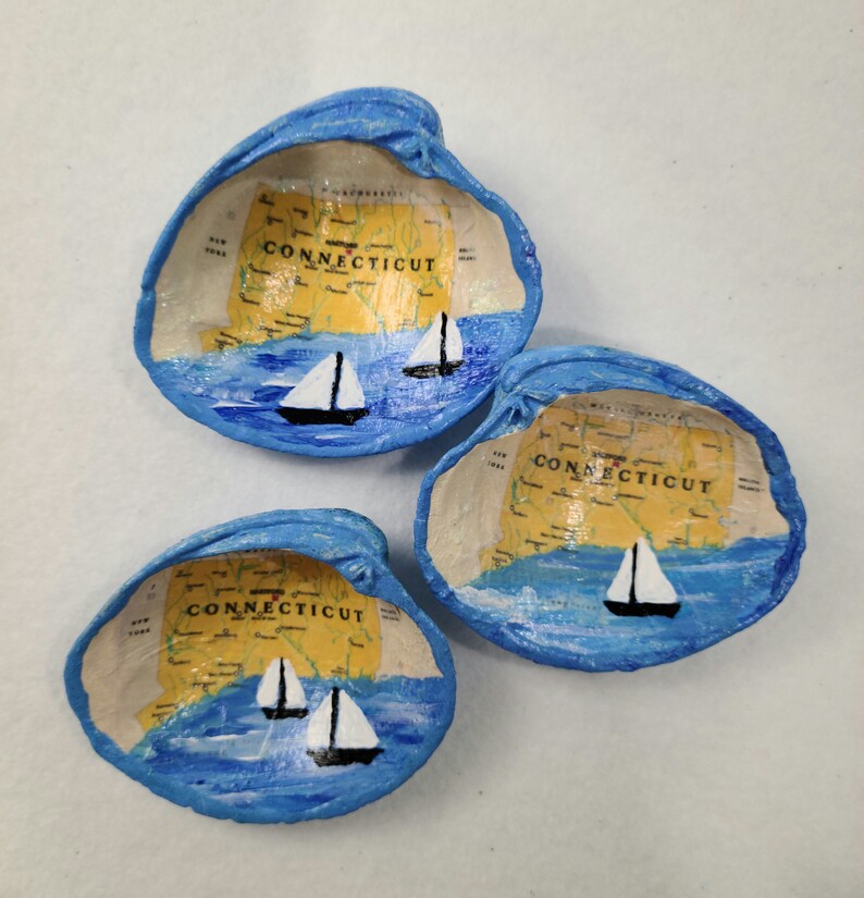 Connecticut Map Shell Handpainted - Etsy