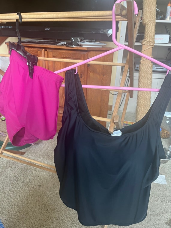 Takini Top And Bottom Swimwear Set In Dark Pink And B Gem