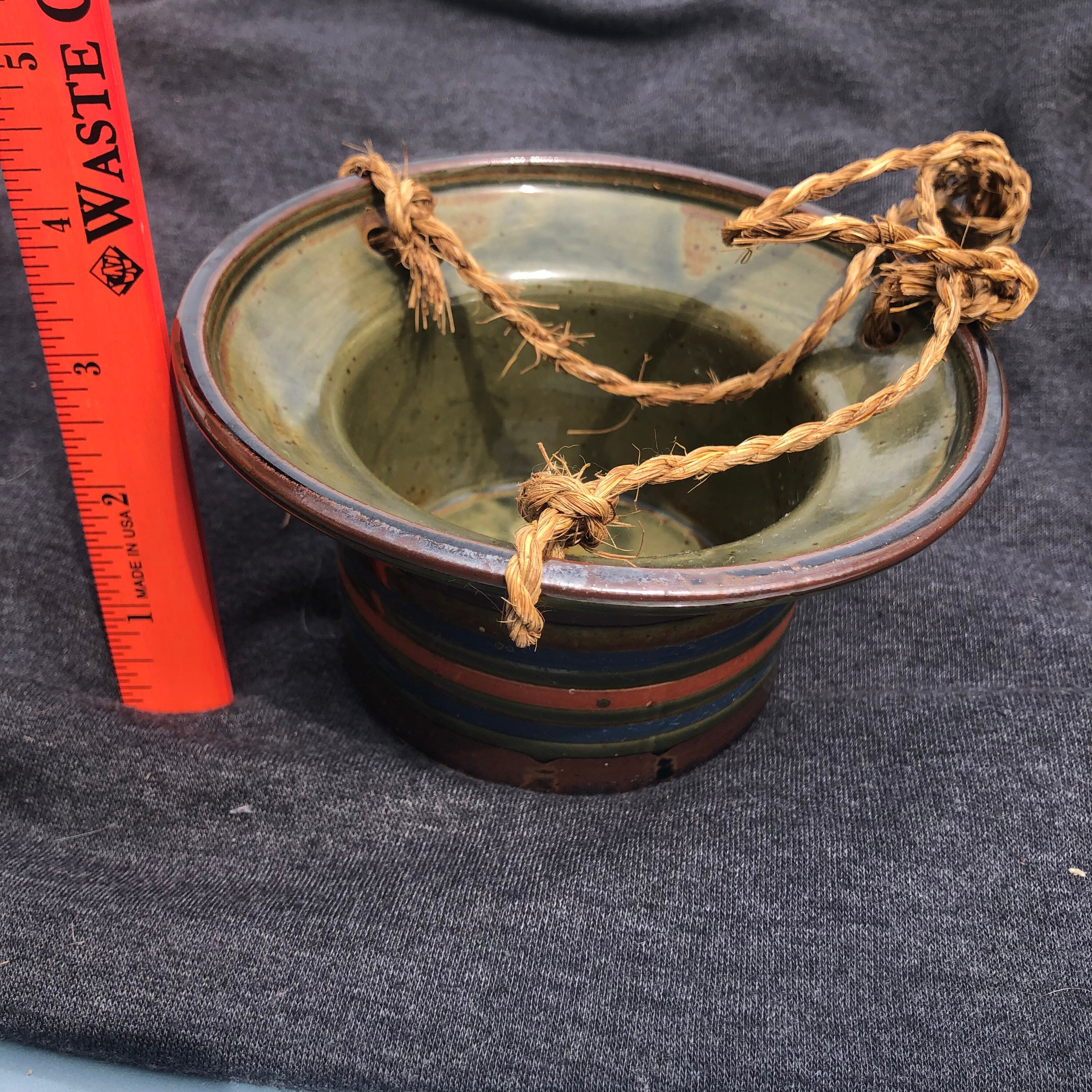 Indoor Outdoor Ceramic Pottery Hanging Plant Pot With Natural Grass ...