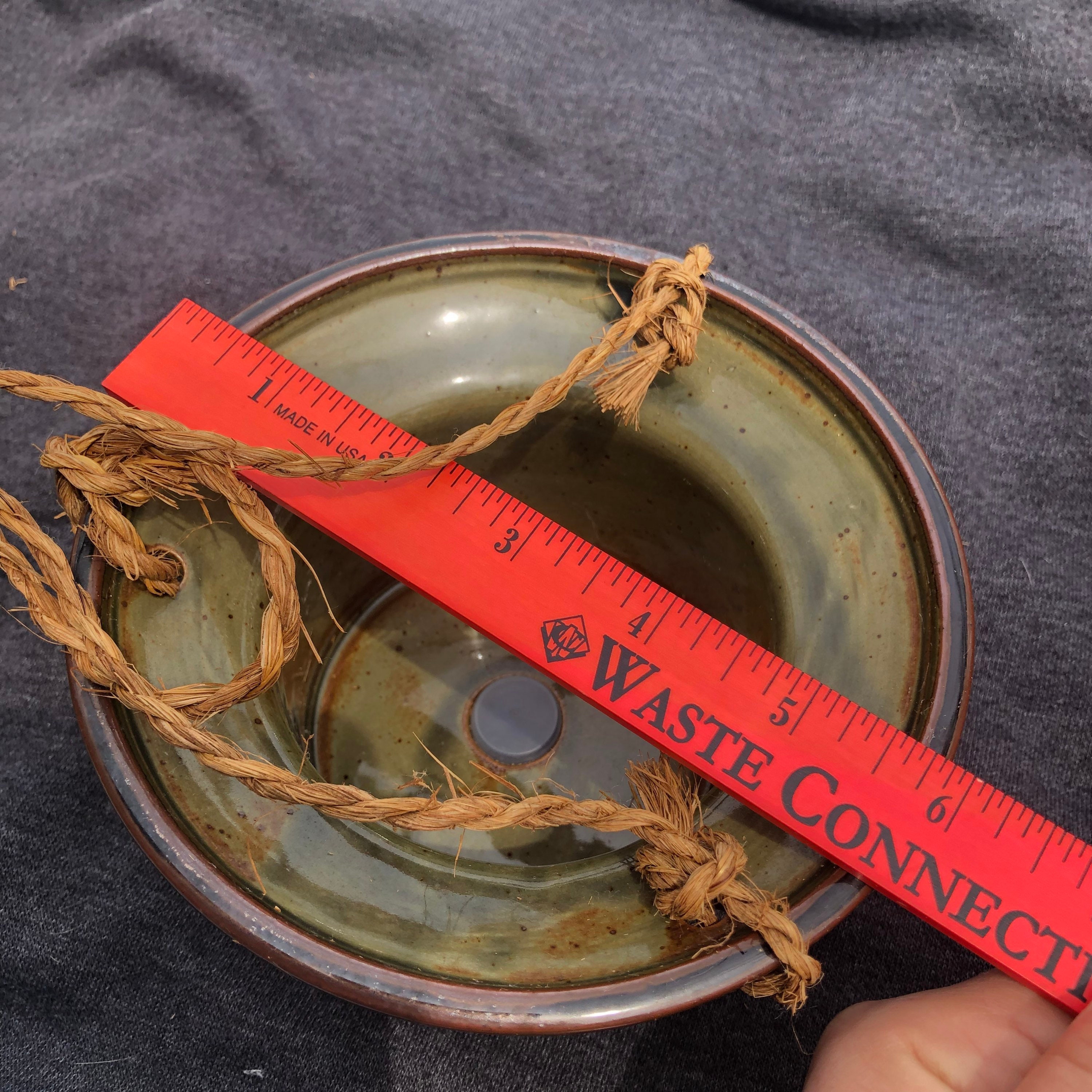 Indoor Outdoor Ceramic Pottery Hanging Plant Pot With Natural Grass ...