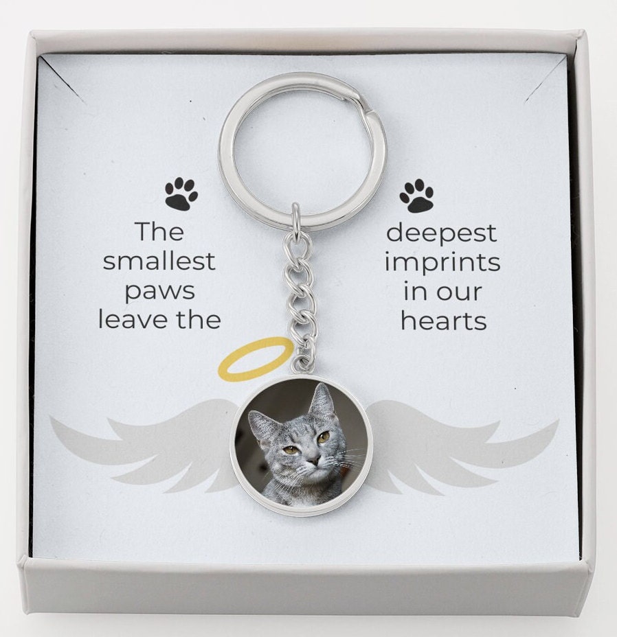 Personalized Cat Memorial Keychain: Pet Loss Keepsake - Etsy