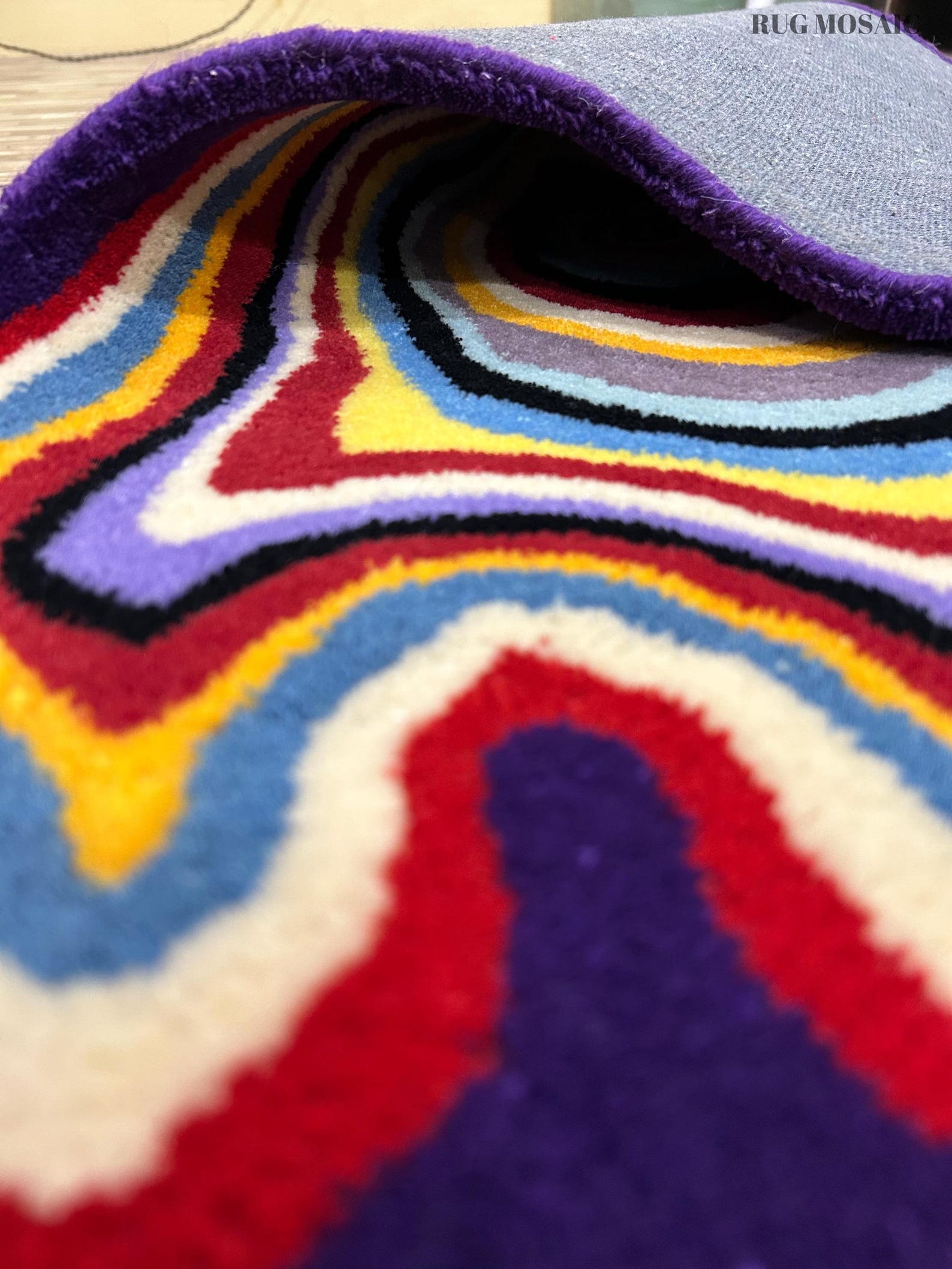 Irregular Shaped Throw Rug Illusion Pattern Multicolor Hand-tufted 100% ...