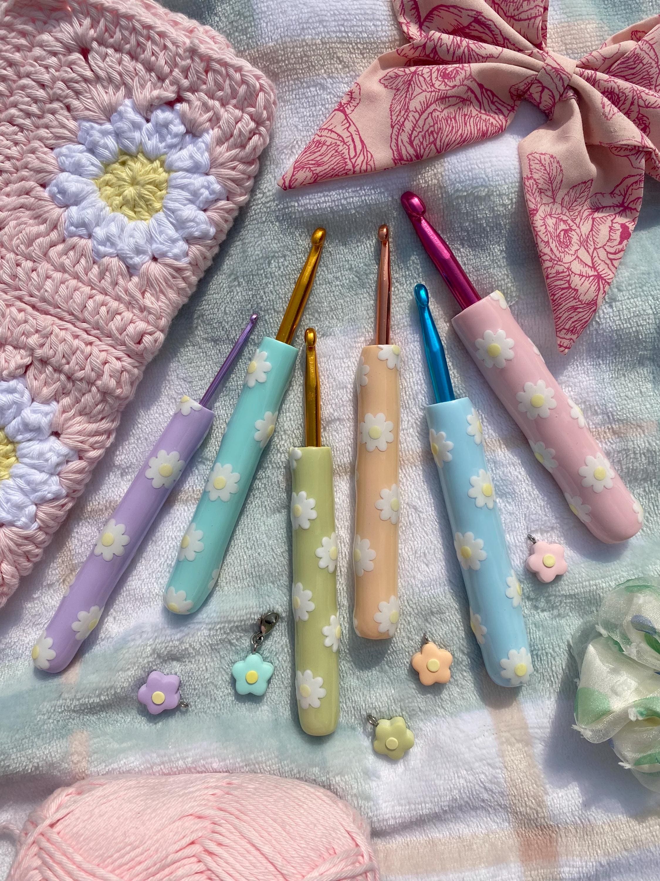 Pastel Daisy Polymer Clay Crochet Hook Set of 6 | Made to Order Custom ...