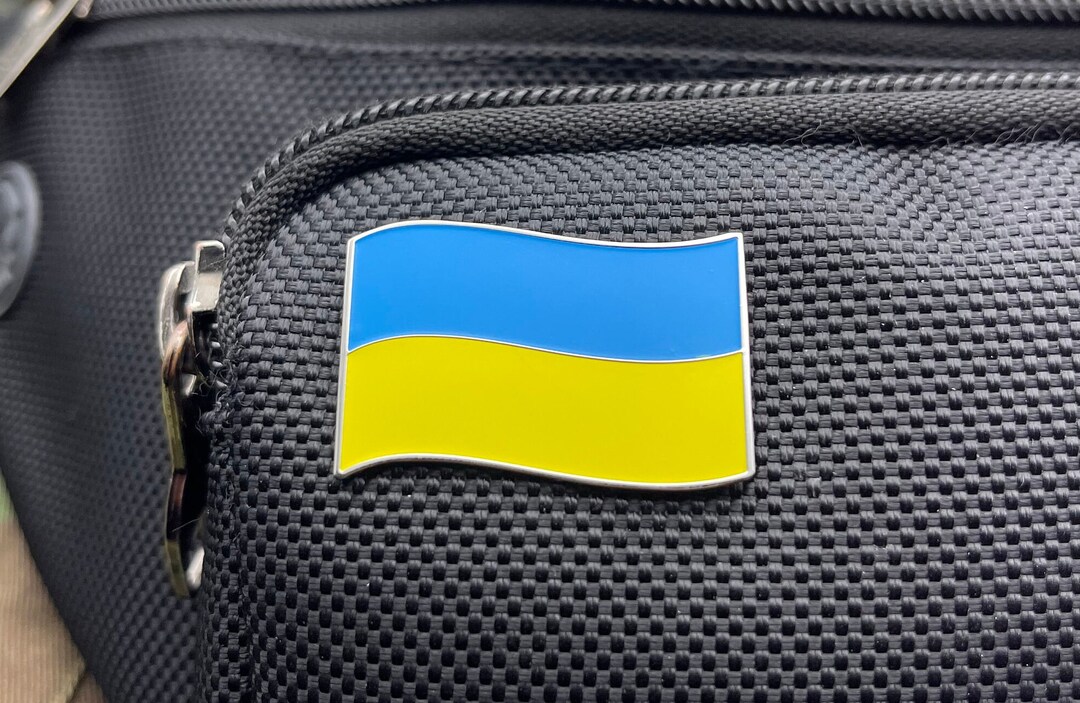 Ukraine Flag Enamel Pins - Patriotic Lapel Pins, Ukrainian Military ...
