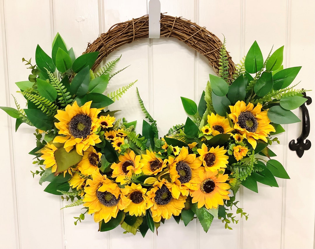 Happy Bright Yellow Sunflower Door Welcome Wreath, Made up of Various ...
