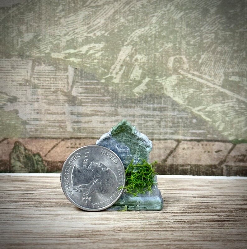 Multi-scale Headstone Dollhouse Miniature- Tiny Grave Marker Diorama ...