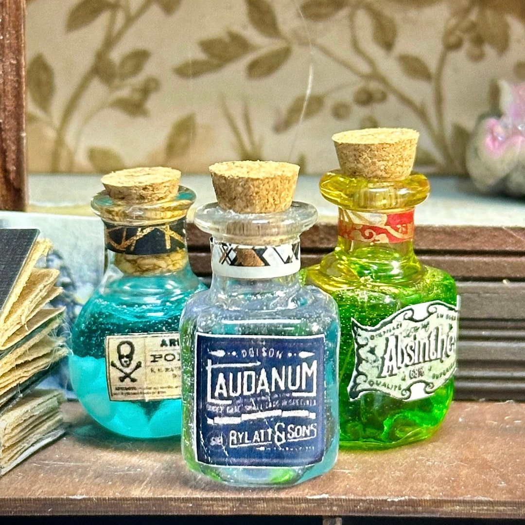 Multi-scale/1:12 Tiny Laudanum Potion Bottle Dollhouse Miniatures ...