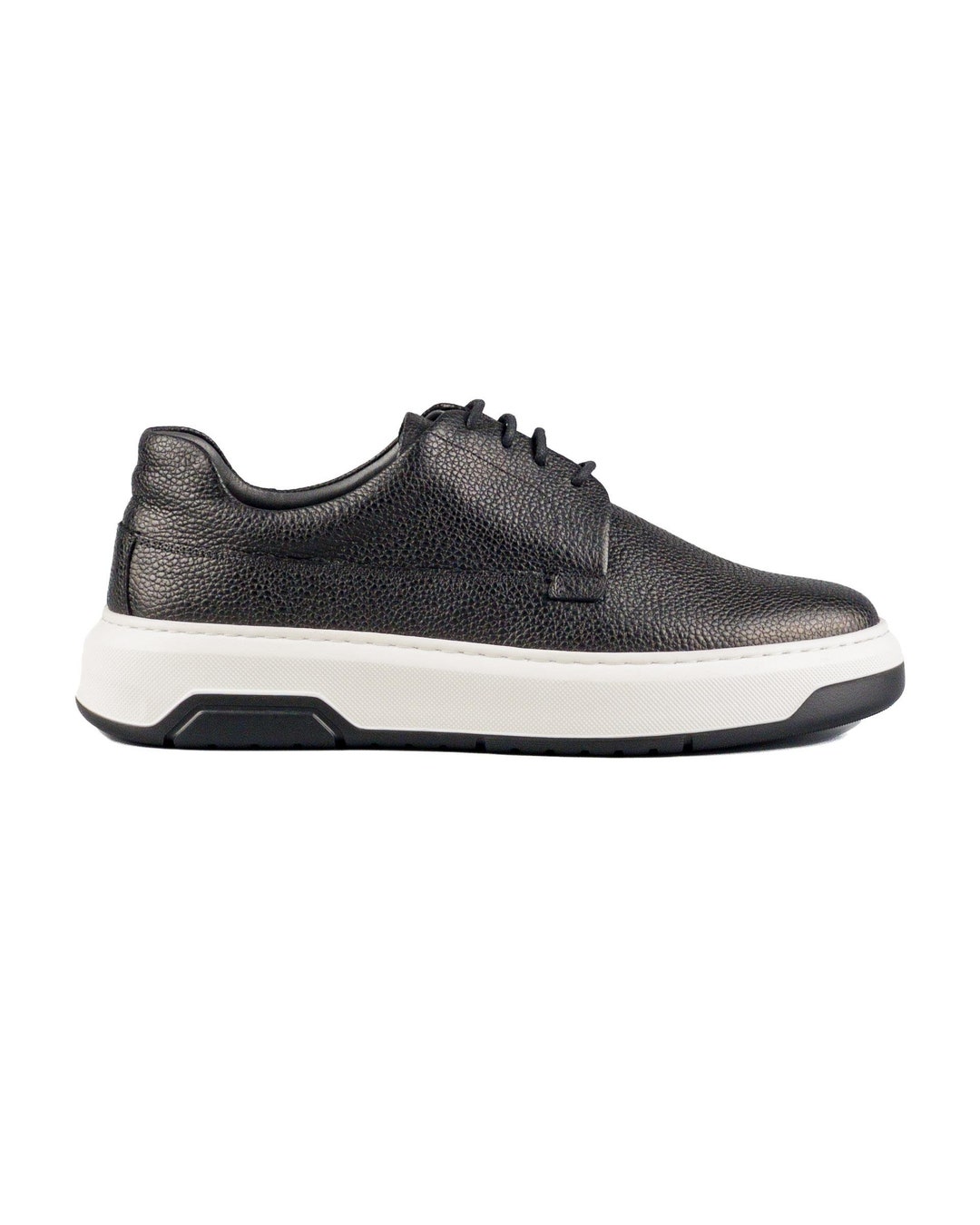 Vulcan Genuine Leather Black, White Leather Men's Sports Shoes Laced ...