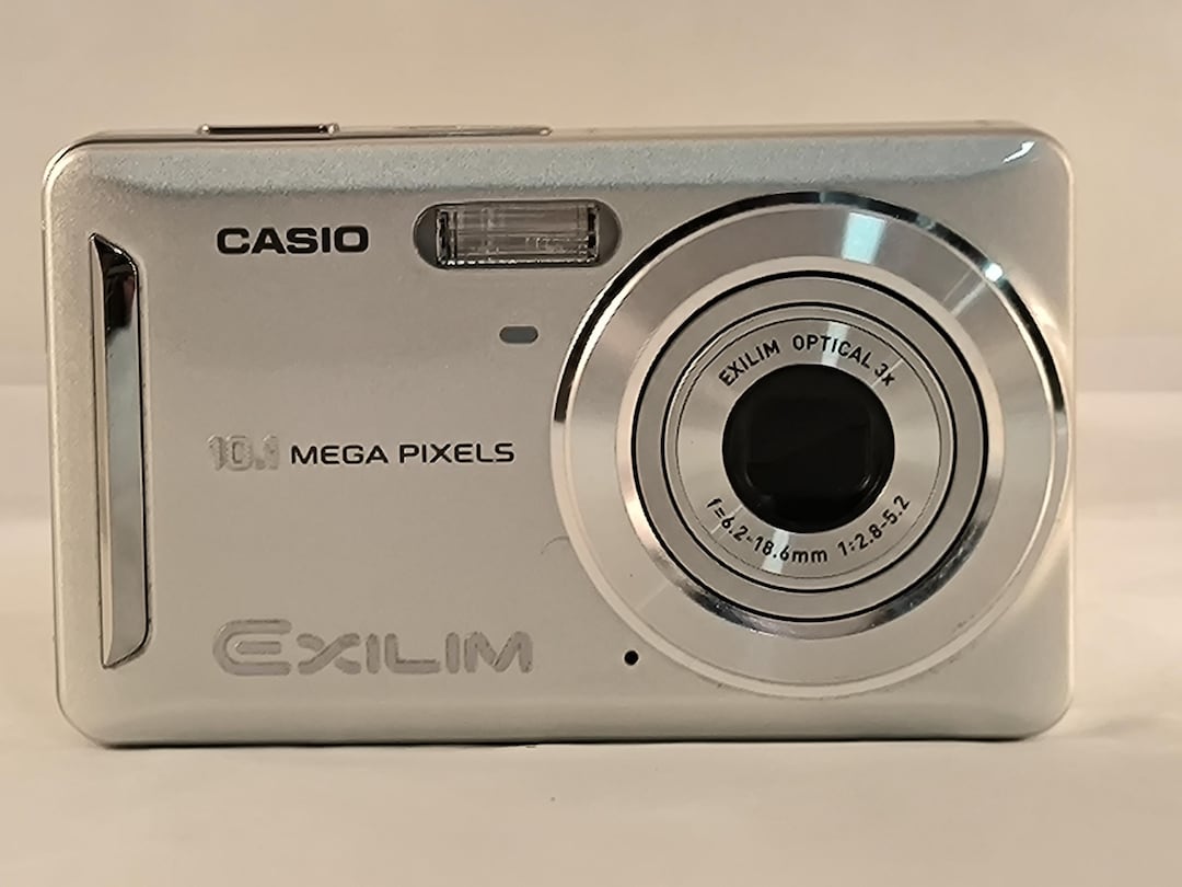 Casio Digital Camera 10.1 Mega Pixels - Etsy