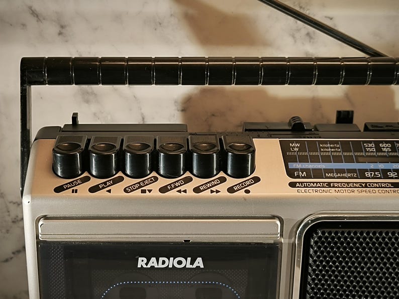 Vintage Radiola Radio Cassette Player - Etsy