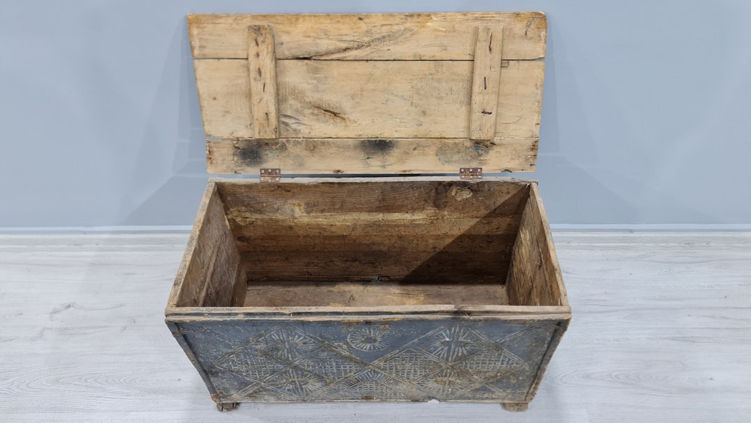 Wooden Box 1940s, Antique Chest, Vintage Box, Treasure Box, Dowry Chest ...