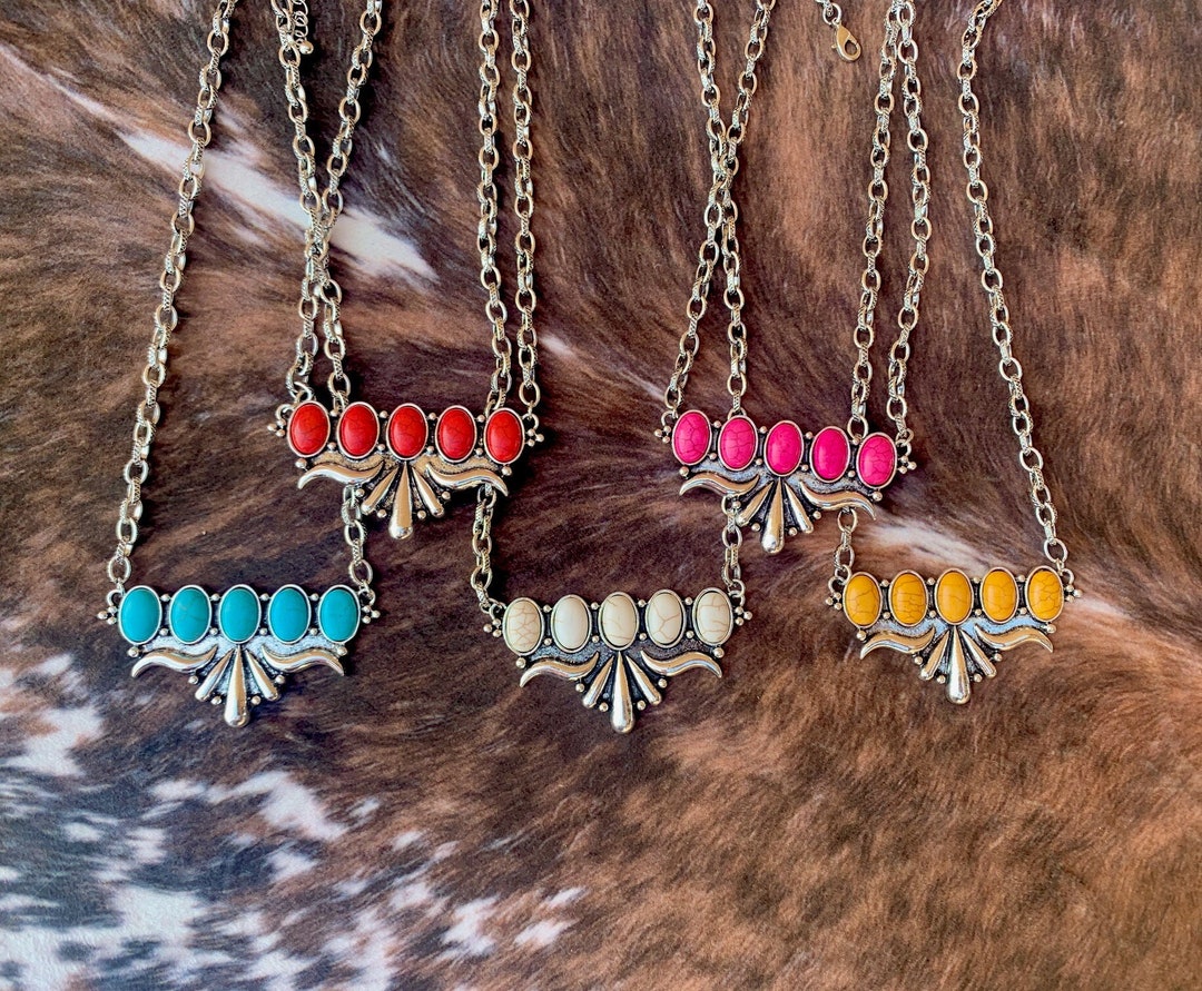 Western Faux Stone Cluster and Tooled Necklace , Chunky Chain Turquoise ...