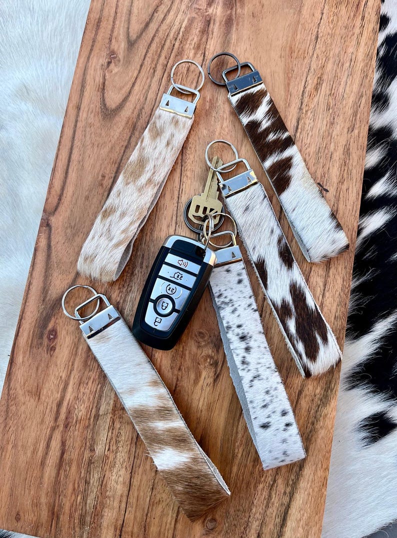 Personalized Genuine Cowhide Wristlet Keychain Key Fob Holder With ...