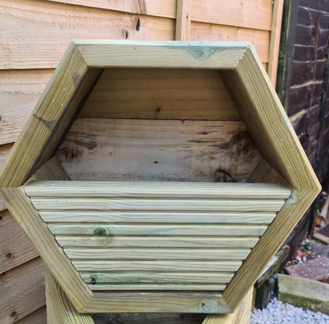 Wall Mountable Hexagonal Planters - Etsy UK