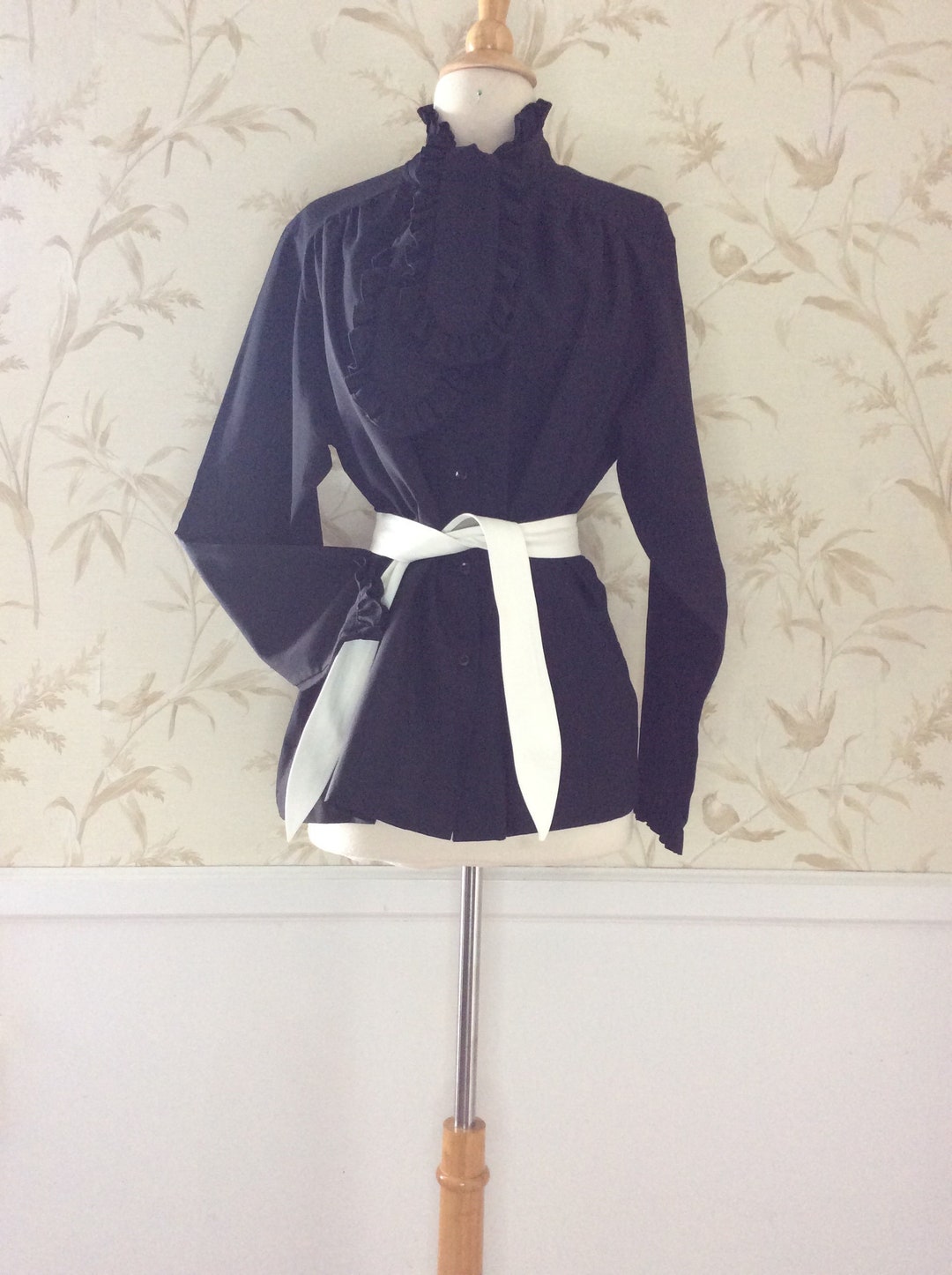 1970s VINTAGE Ruffled Ascot Tie VICTORIAN Edwardian Style High Neck ...