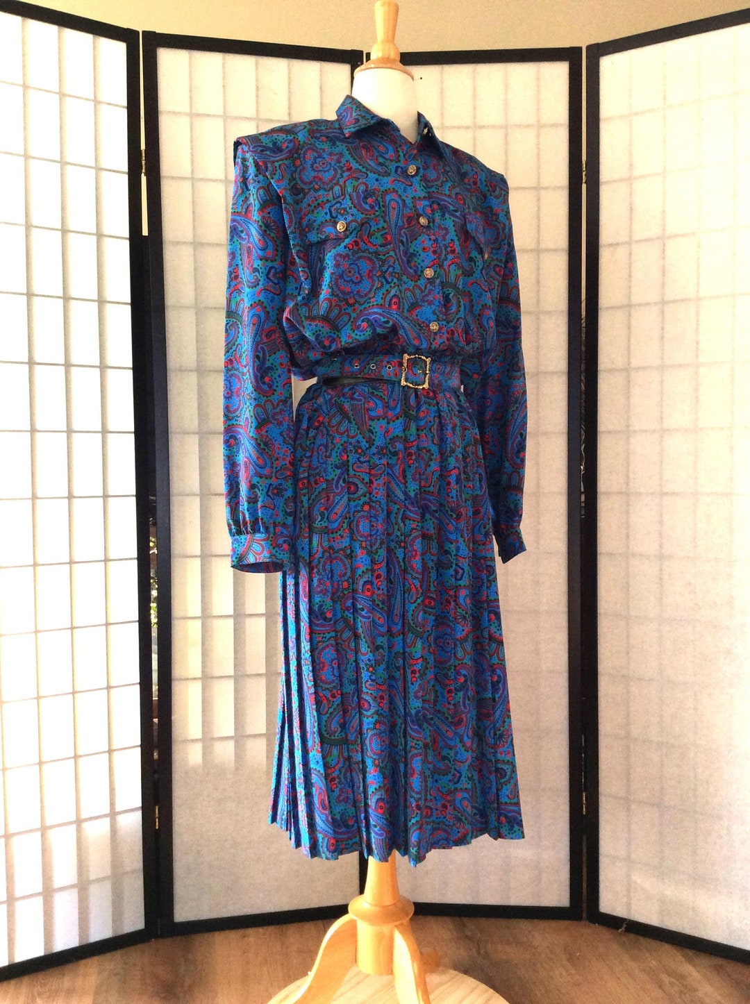 1980s Vintage Leslie Fay Pleat Shoulder Paisley Secretary Dress Pleated ...