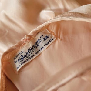 1940s Vintage Peach Liquid Satiny Rayon BARBIZON BIAS NEGLIGEE ...
