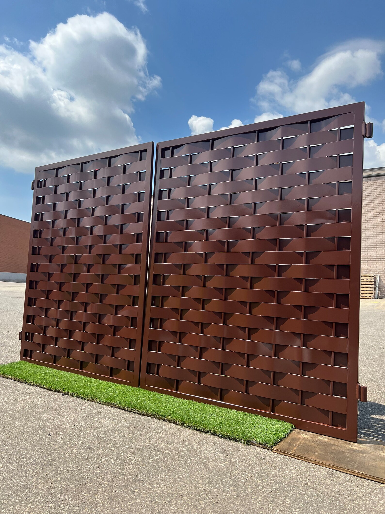 Heavy Duty Overlap Pattern Driveway Gate Dual Swing Block Metal Entry ...