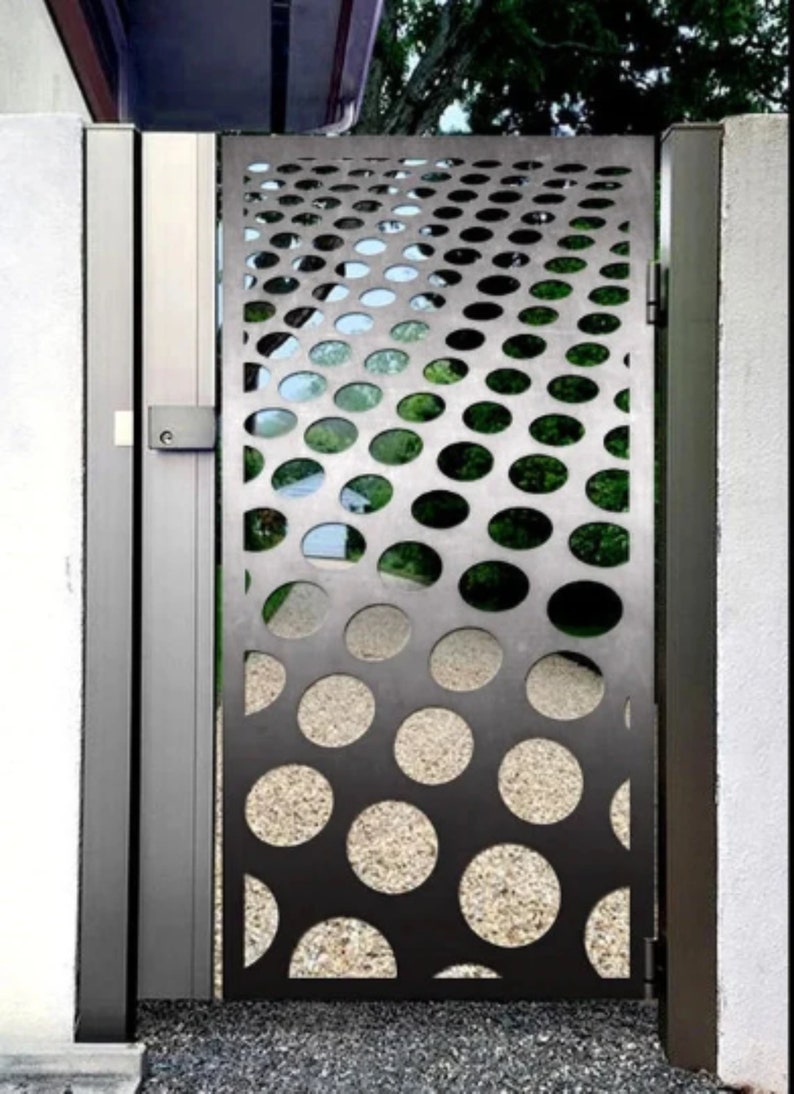 Laser Cut Artistic Illusion Circular Design Metal Back Yard Gate Modern