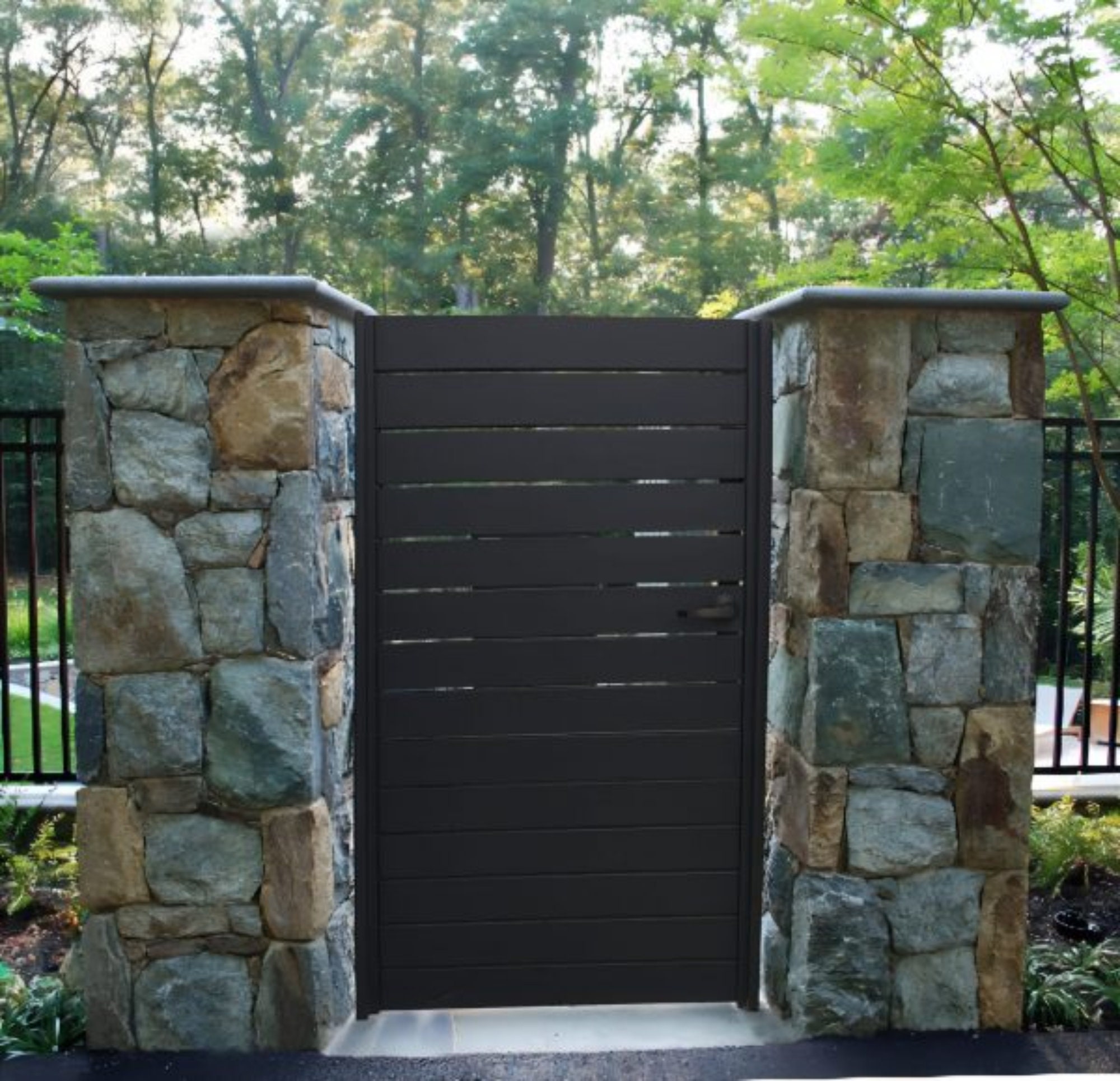 Solid Metal Horizontal Line Design Metal Yard Side Gate Custom