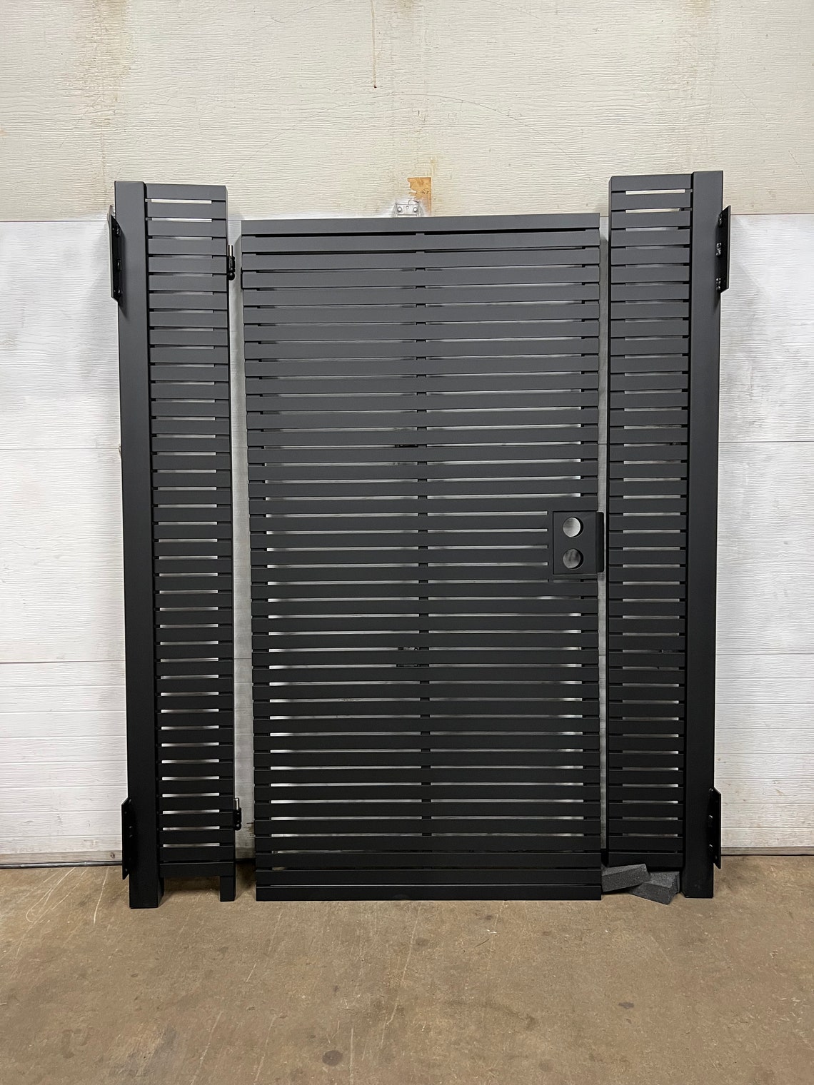 Beautiful Modest Design Metal Side Walk Metal Gate Custom Fabrication ...