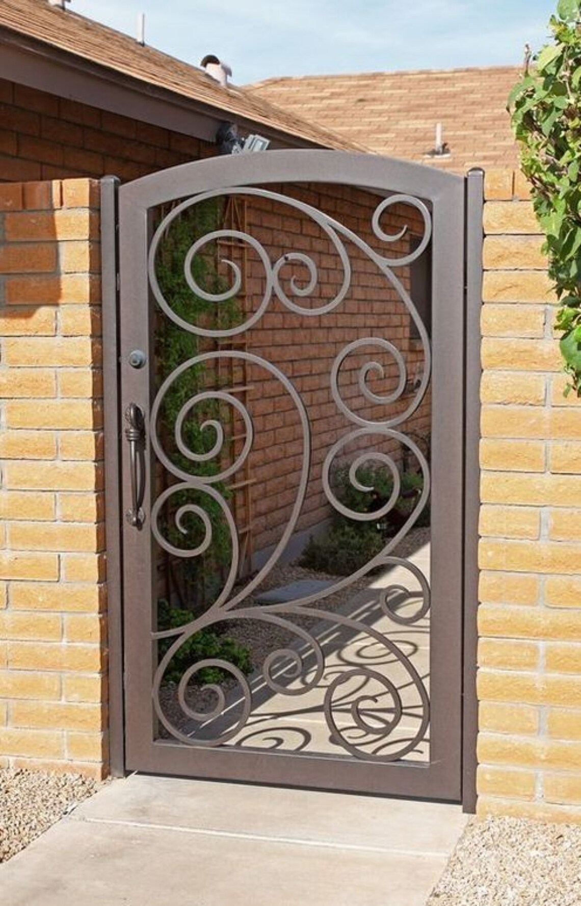 Modern Spiral Vintage Metal Back Yard Gate Visual Art Custom ...