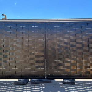 Heavy Duty Overlap Pattern Driveway Gate | Dual Swing Block Metal Entry ...