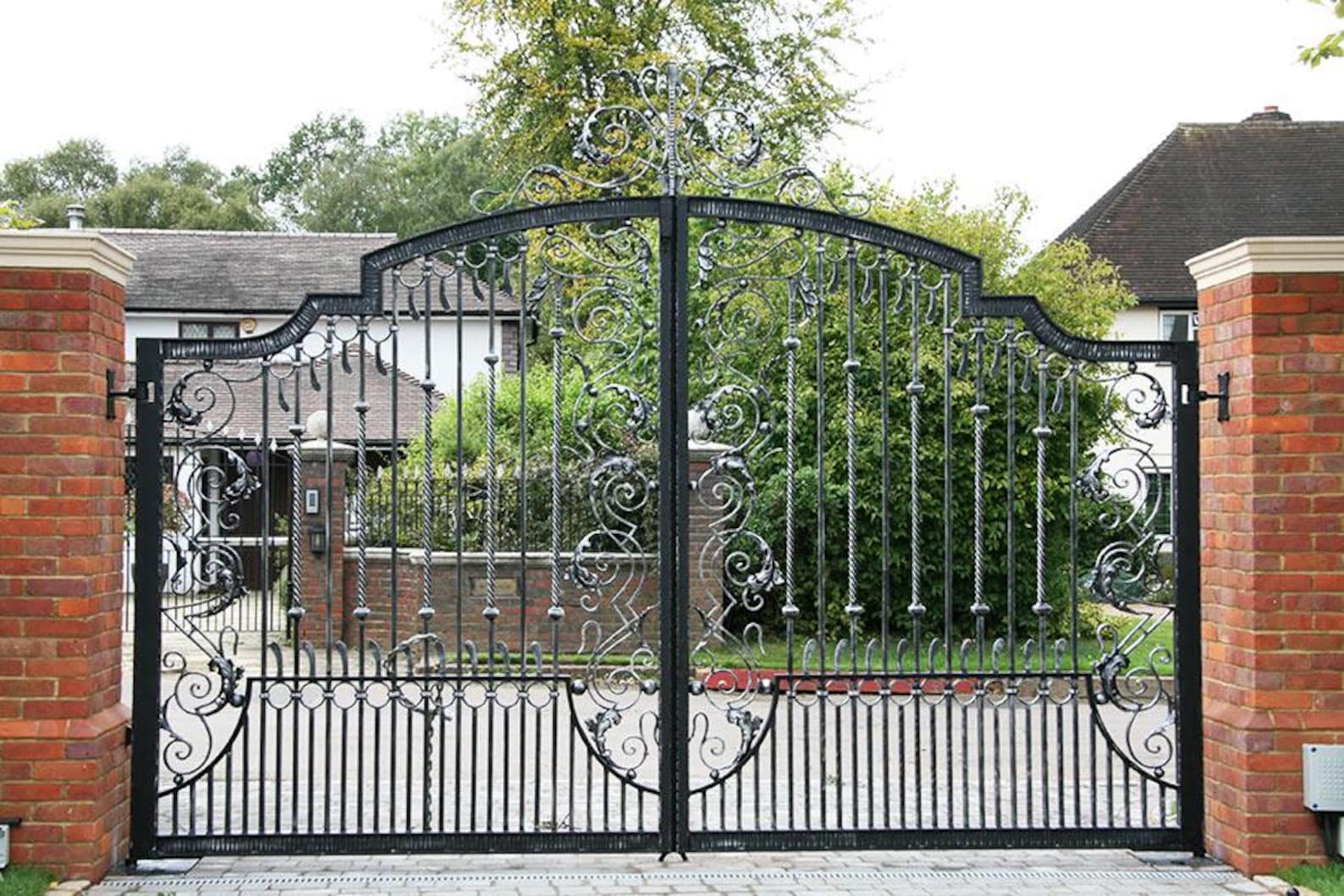Ornamental Crest Gate – Wrought Iron Gate With Scroll Panels Model ...