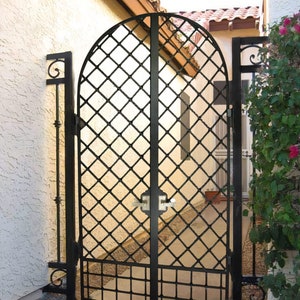 Modern Square Check Design Metal Back Yard Gate | Classic Fabrication ...