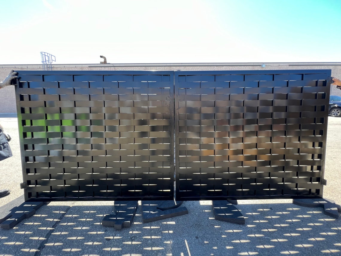 Heavy Duty Overlap Pattern Driveway Gate Dual Swing Metal Entry Gate ...