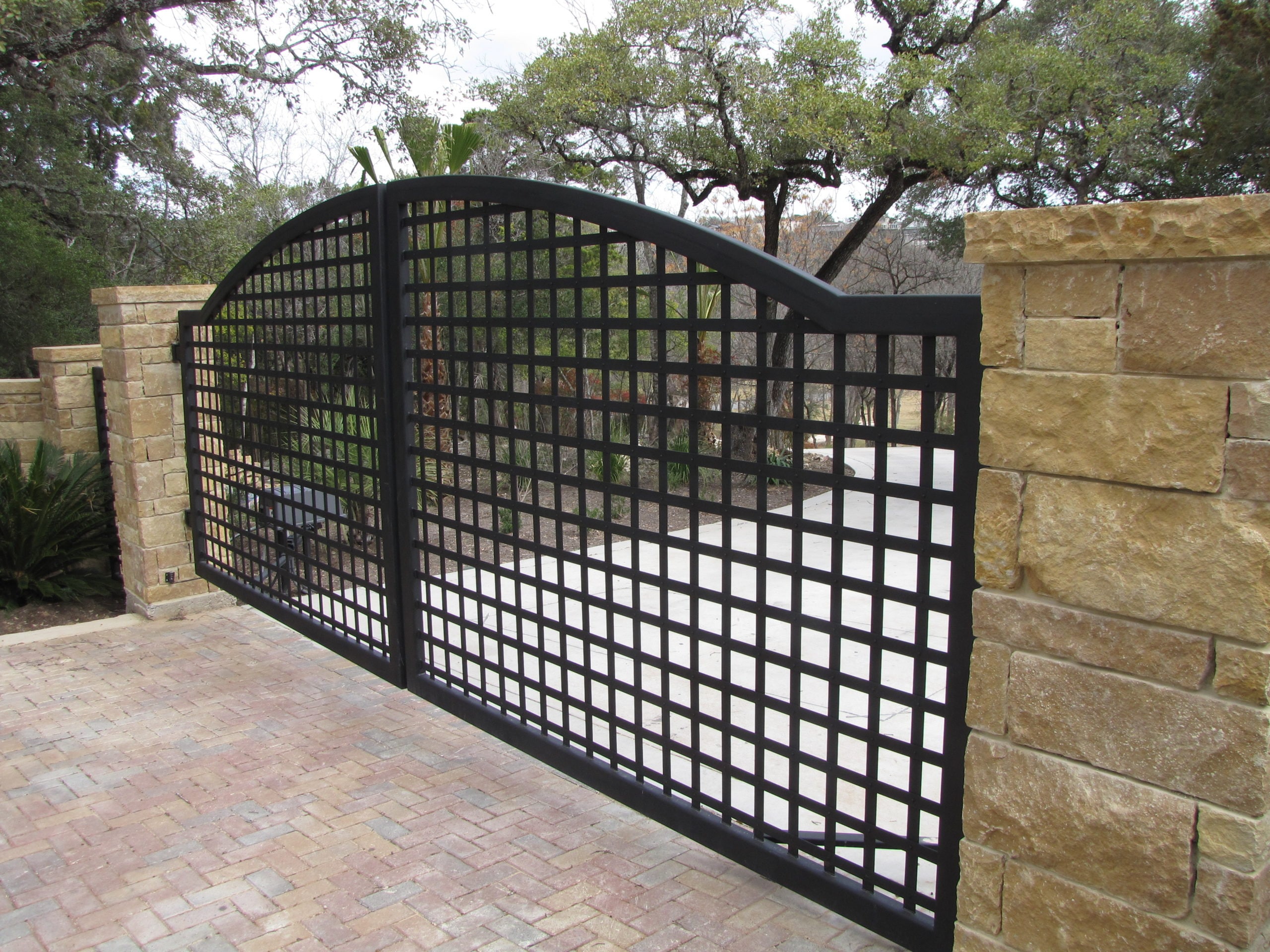 Modern Unique Square Box Design Driveway Gate Wrought Iron Gate Custom ...
