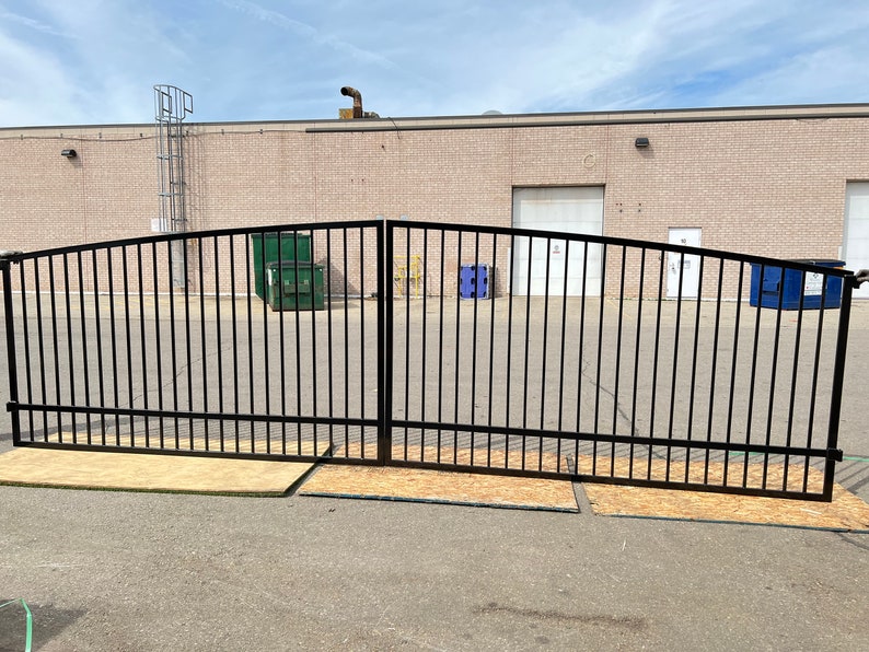 Modern Solid Metal Fence Design Dual Swing Driveway Gate Custom ...