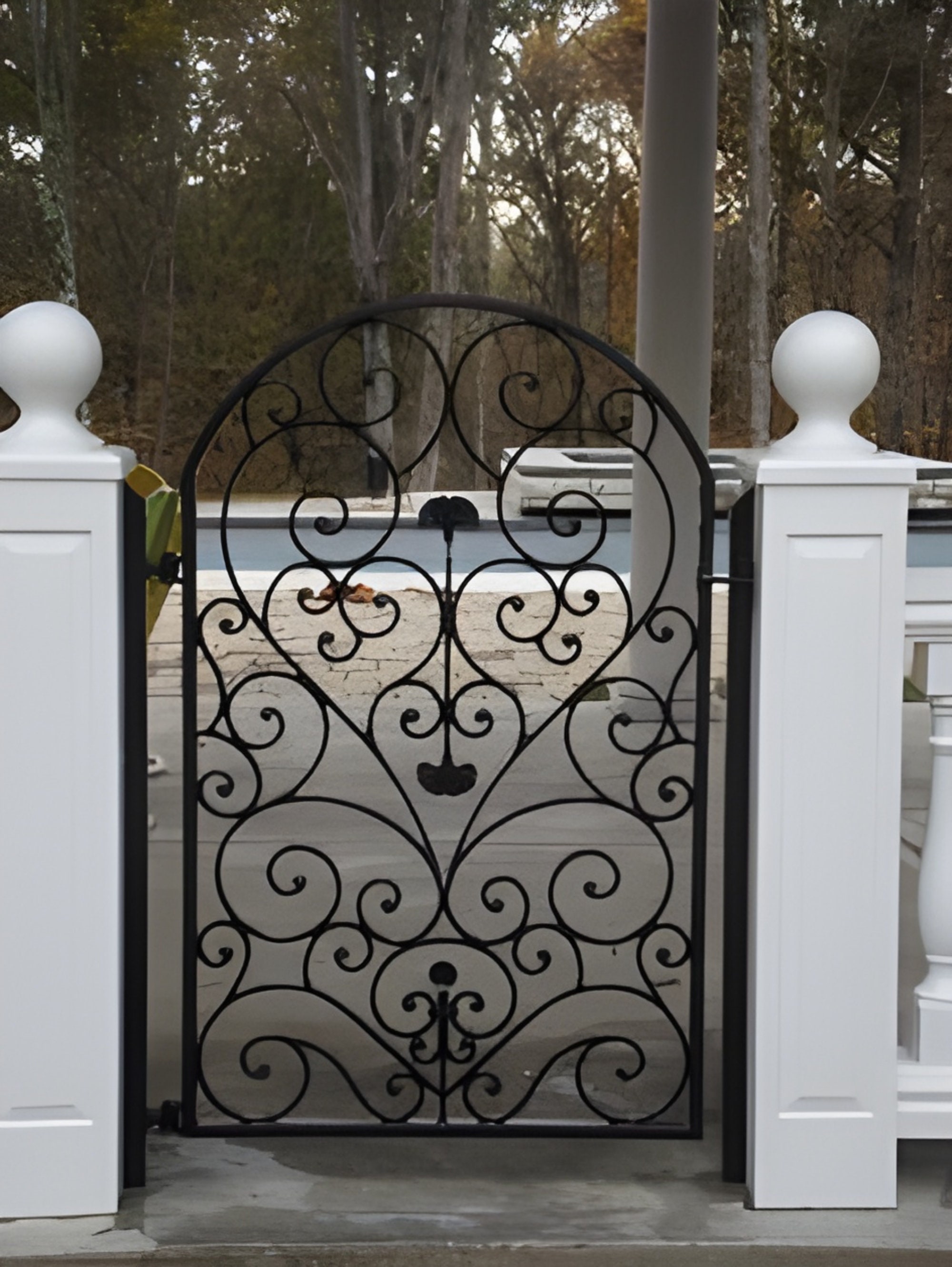 Gorgeous Doodle Design Metal Back Yard Gate| Decorative Metal Art ...