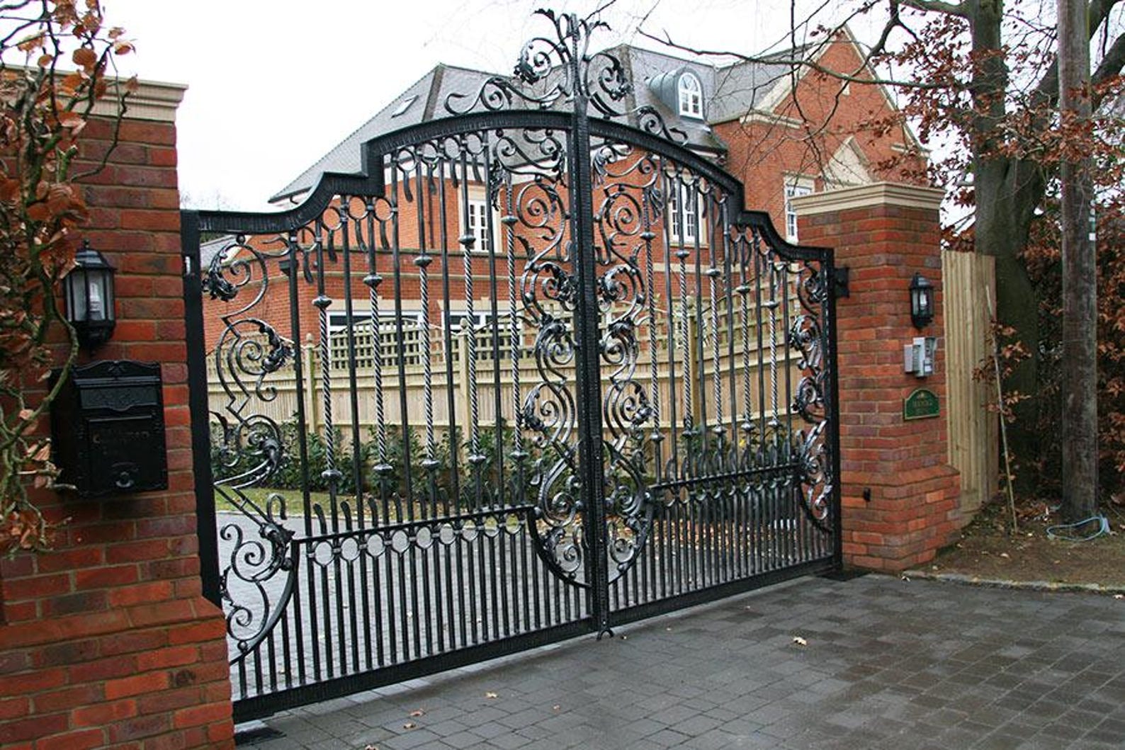 Ornamental Crest Gate – Wrought Iron Gate With Scroll Panels Model ...