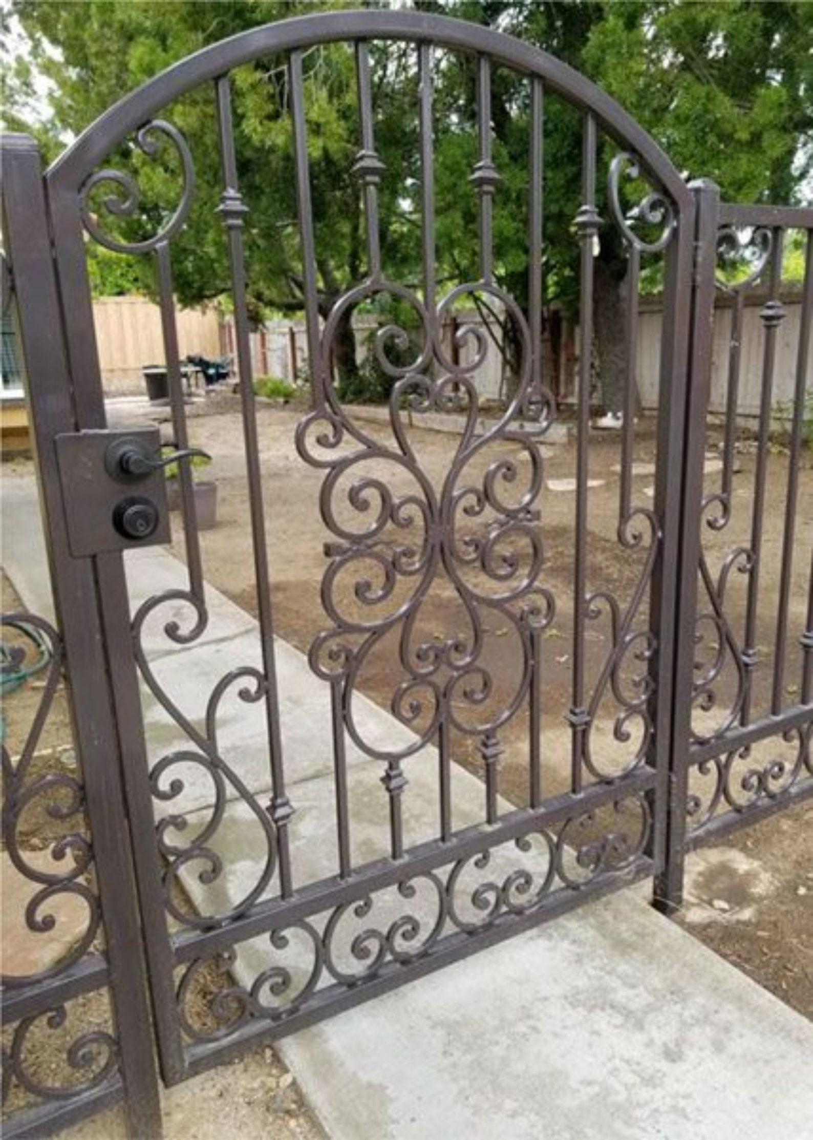 Modern Spiral Vintage Metal Back Yard Gate Visual Art Custom ...