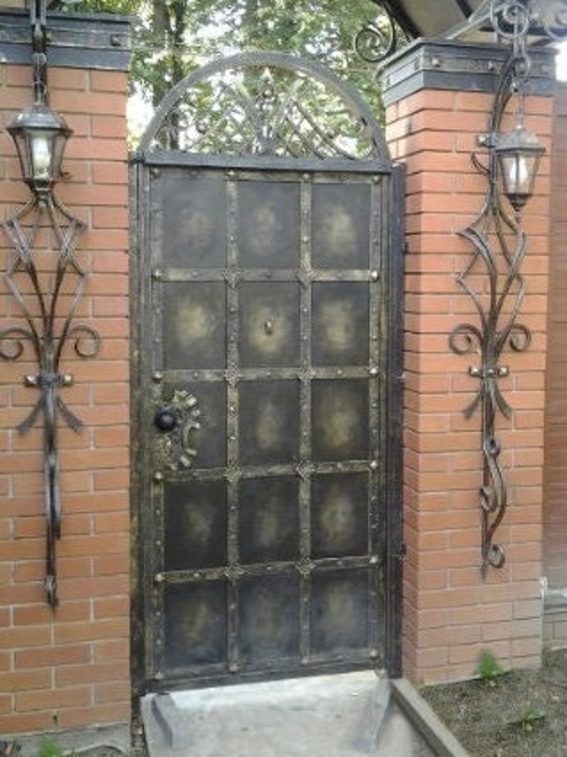 Beautiful Decorative Design Metal Garden Gate Custom Fabrication Metal ...